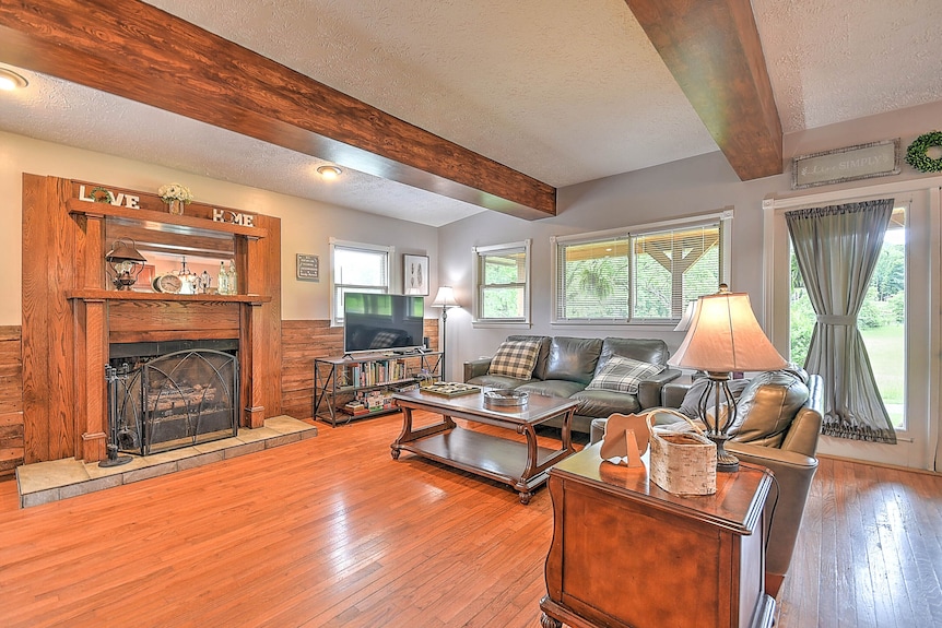 18 Acres Of Pure Beauty Mix Of Woods And Pasture!! - Abingdon, VA