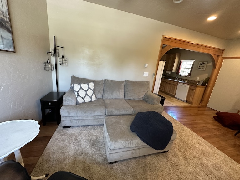 Downtown 2 Bedroom Ellensburg Home - Central Washington University, Ellensburg