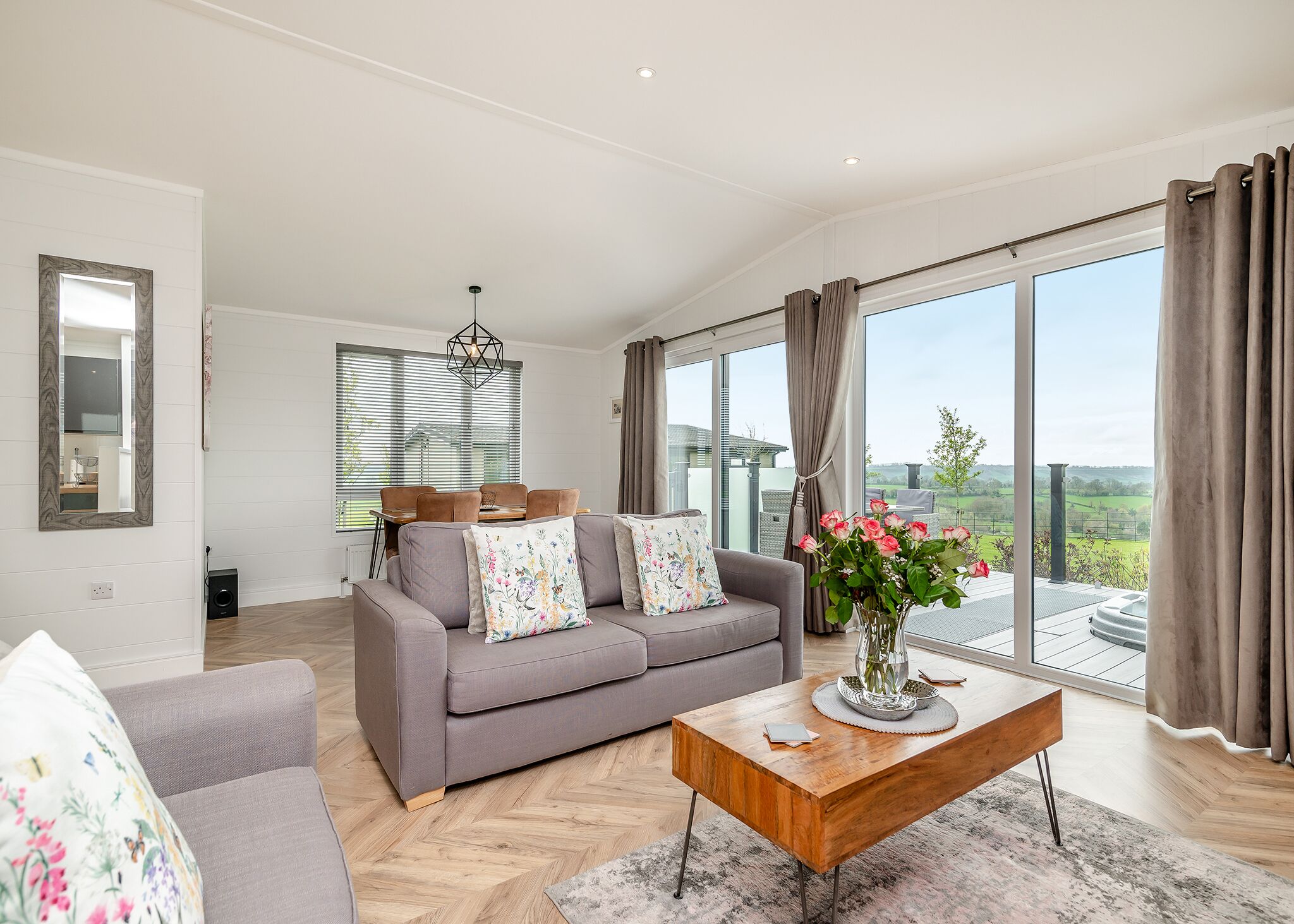 2 Bedroom Accommodation In Midsomer House, East Compton - Dorset