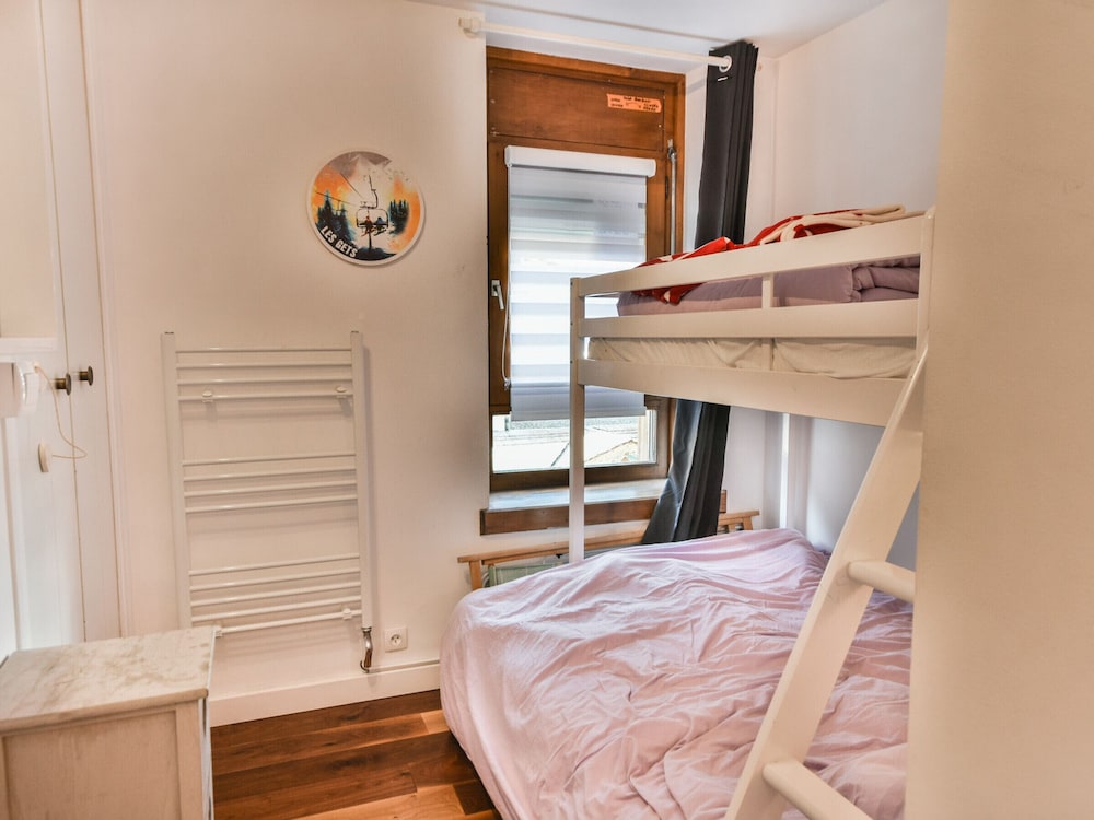 Central Studio Cabin - Renovated, Sleeps 3, South/west Balcony, Near Chavannes Lift - Les Gets