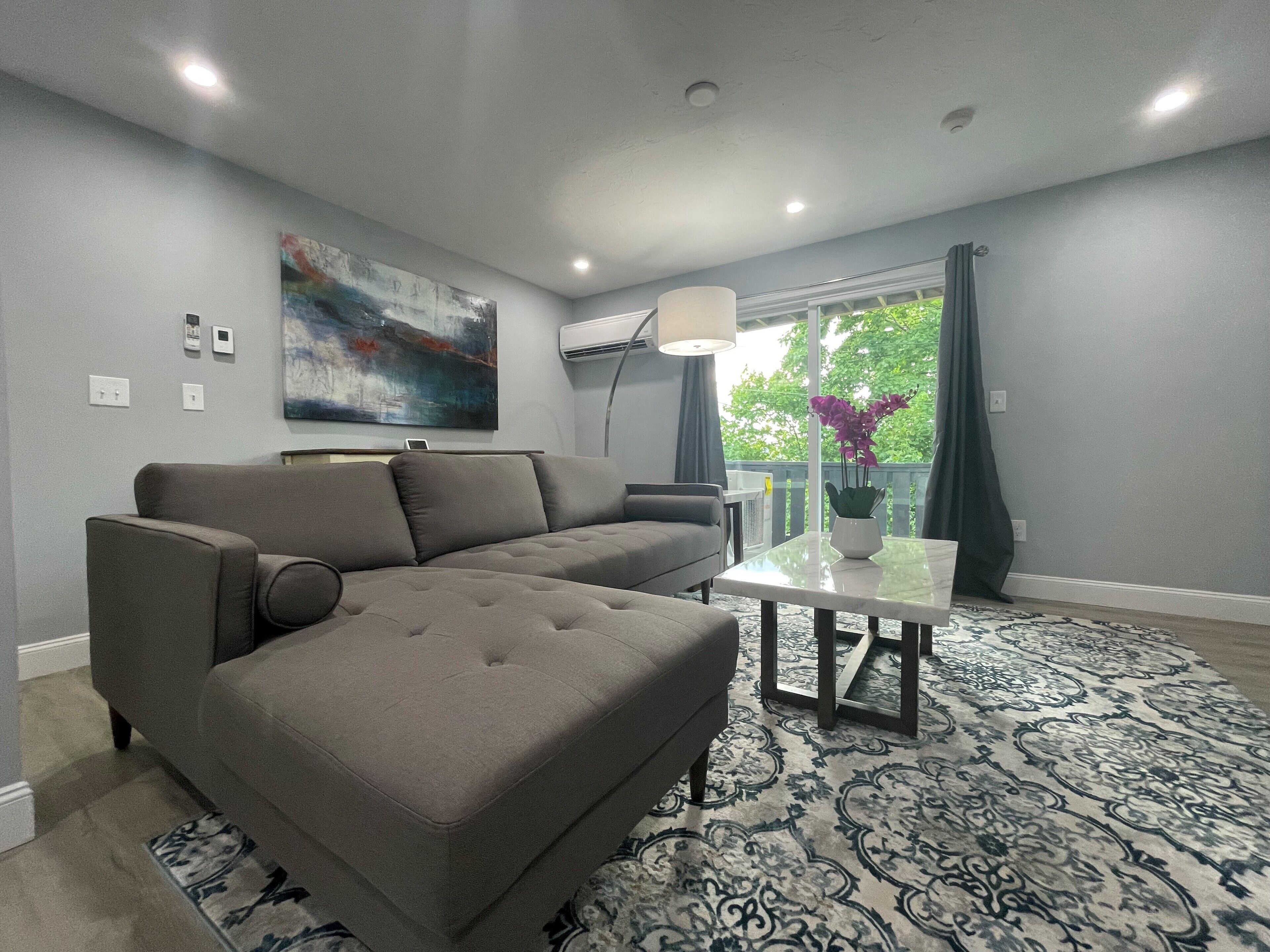 New, Modern 2 Br Apartment Near Hospitals | Hbhs - Worcester, MA