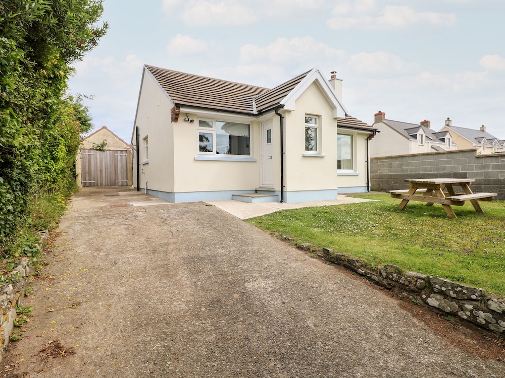Chalfonts Cottage - Trefin