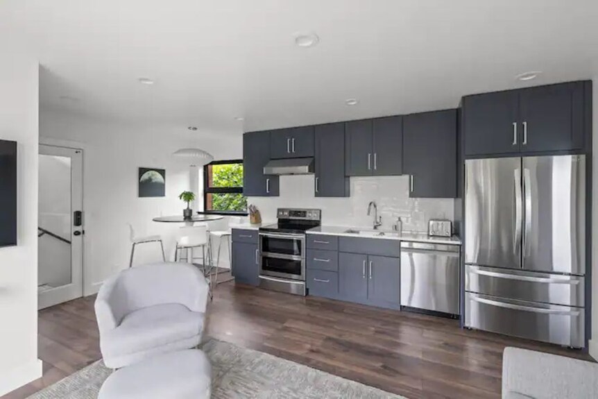 Guesthouse In Phinney Ridge With Rooftop Deck - Washington