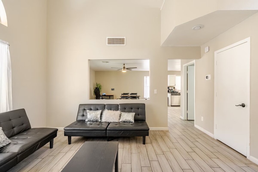 20min Its From Las Vegas Strip Lovely 3 Bedroom Home - Lake Las Vegas, NV