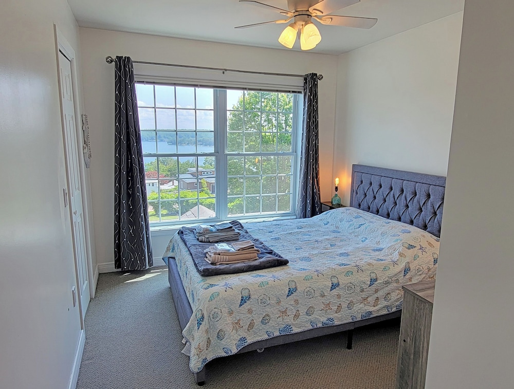 Come For The View-stay For The Fun-lake Winnipesaukee - Late Check-out Sundays - Laconia, NH