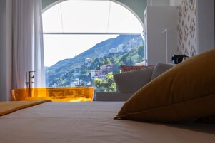 Quarto Quádruplo Familiar, casa de banho anexa, vista para o mar (Family Suite Positano) | 1 quarto