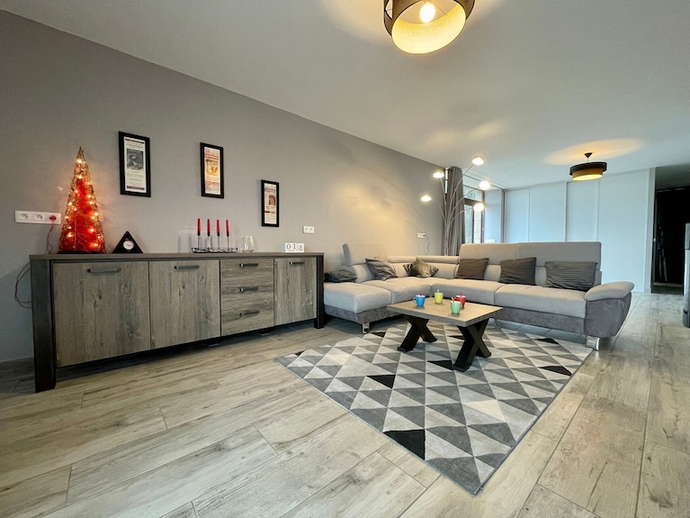 Renovated Cottage With Covered Spa, Nature And Tranquility - Auvergne