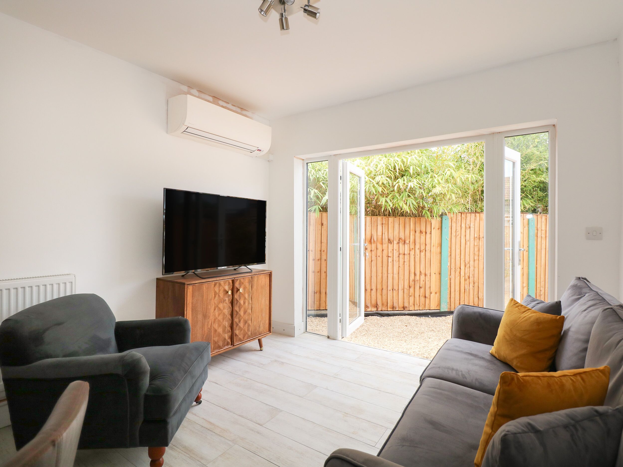 Crab Cottage - Wells Next The Sea, Pet Friendly In Wells-next-the-sea - Burnham Market