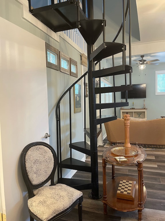 Adorable Downtown Carriage House Cottage - Natchez, MS