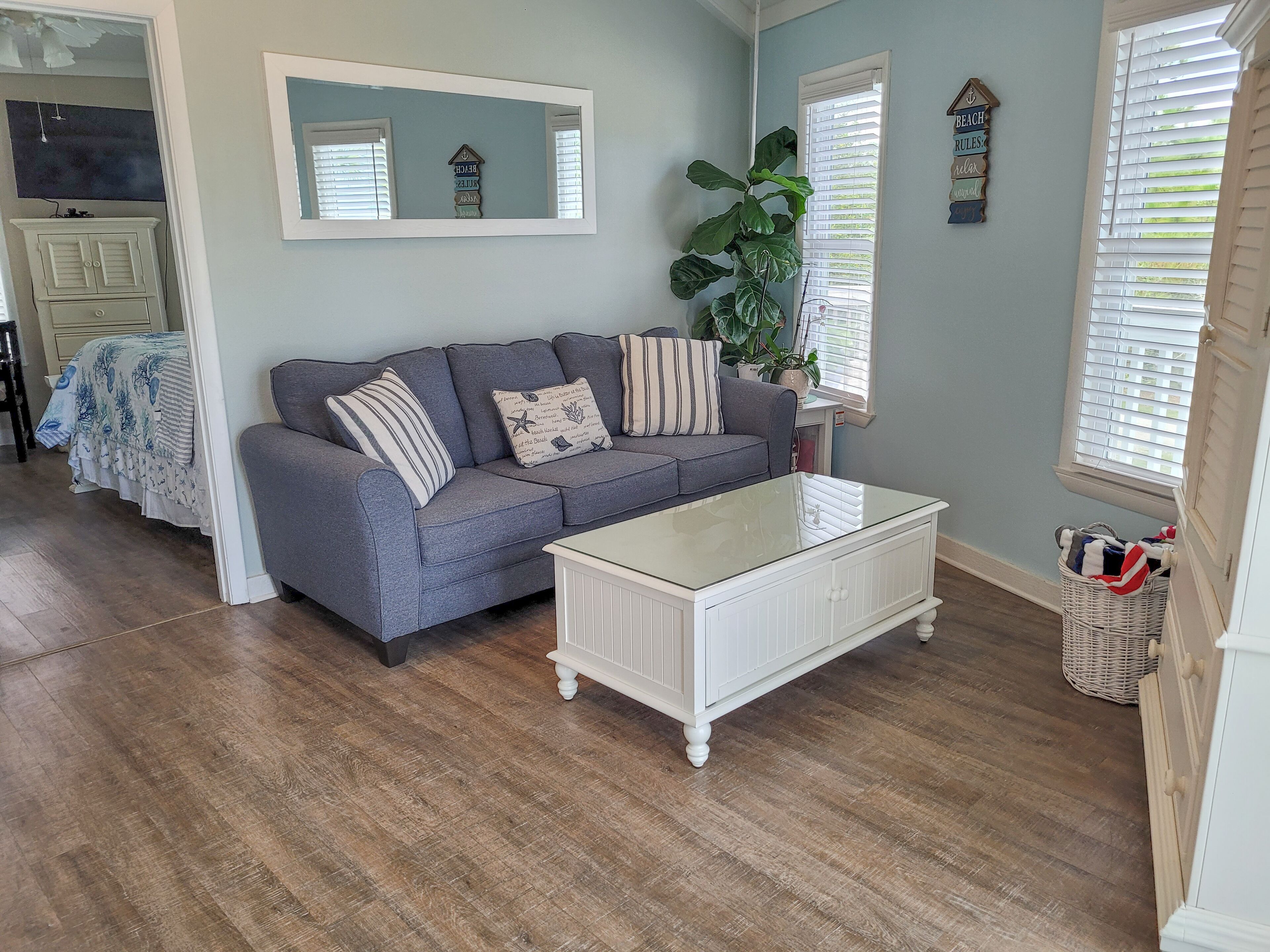 Golf Cart Included! 2-min Beach Walk, Sleeps 6!! - St. George Island, FL