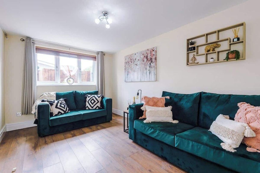 Charming Cottage, Ideal For Families, Free Parking - Chester