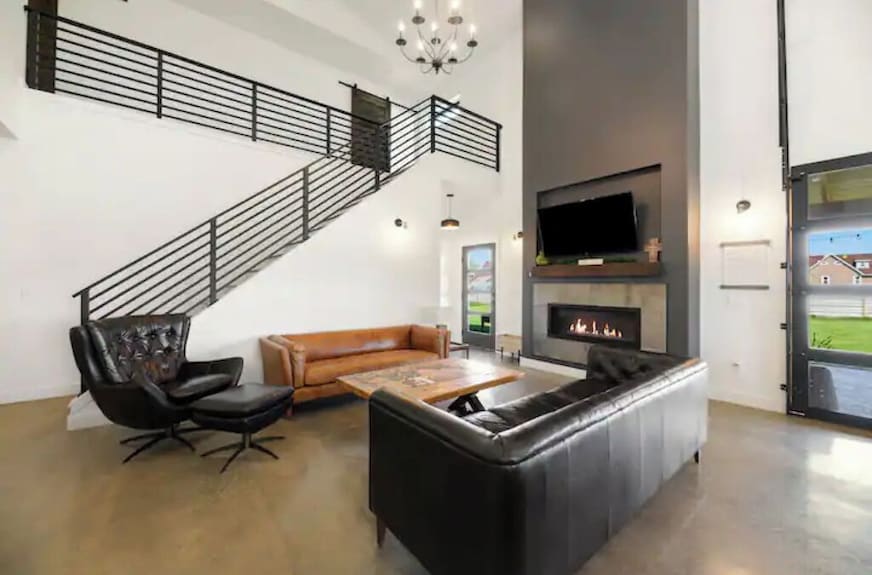 La Bella Vita (The Beautiful Life) 5+ Bedrooms - Spearfish, SD