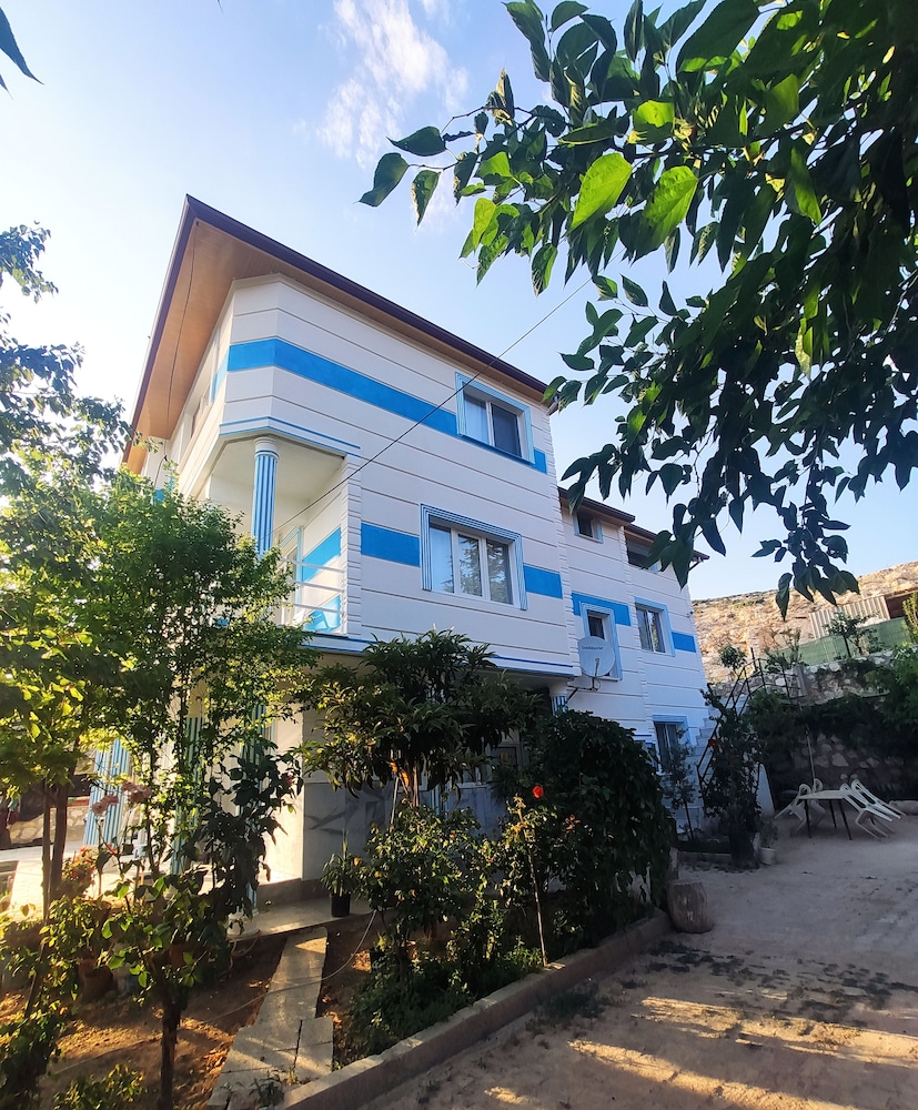 Kaplan Pansiyon - Salda