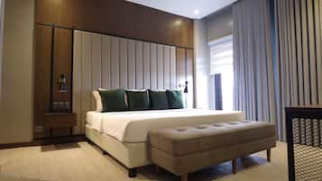 Suíte executiva | 1 quarto, roupas de cama antialérgicas, cofres nos quartos, escrivaninha