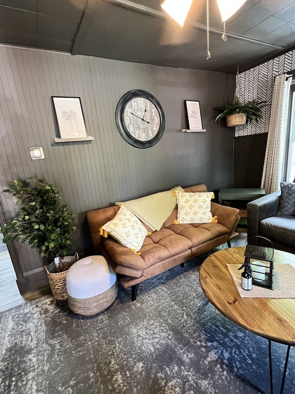 Newly Remodeled Luxury First Floor Apartment. Minutes Away From Suny Potsdam! - Potsdam, NY