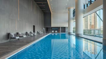 Piscina interior