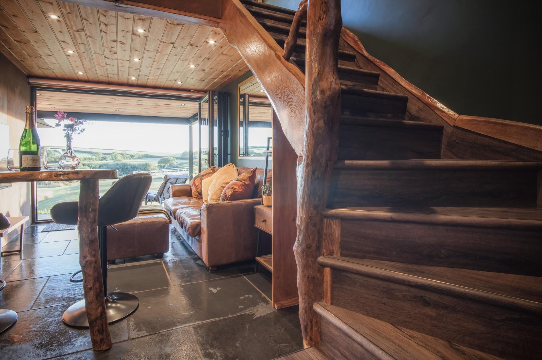 Tawny Lodge - Luxurious 1 Bedroom - Blossom Farm - Pembrokeshire