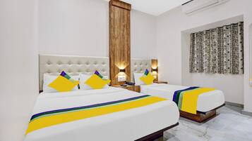 Quarto Deluxe | Secretária, ferro/tábua de engomar