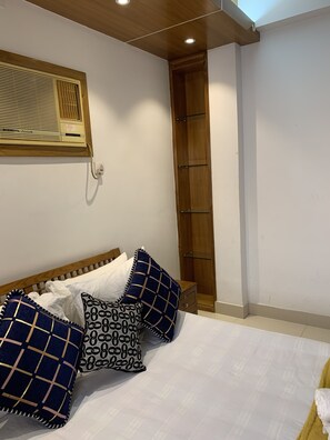 Apartamento, várias camas | 2 quartos, ferros/tábuas de passar roupa, Wi-Fi de cortesia