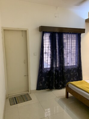 Apartamento, várias camas | 2 quartos, ferros/tábuas de passar roupa, Wi-Fi de cortesia