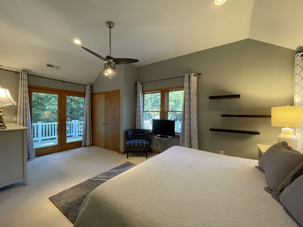 Southern Shores Resort Home - Duck, NC