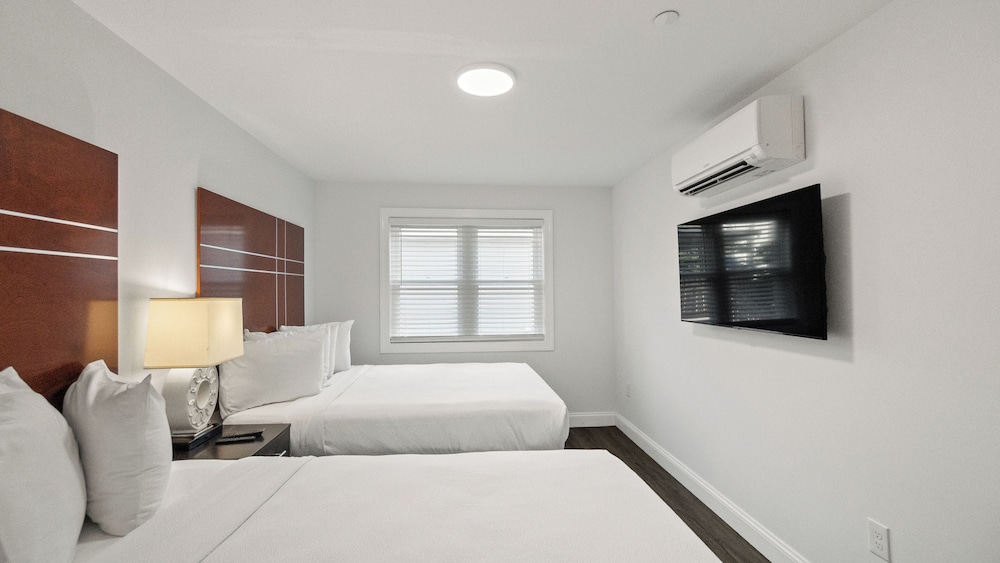 Safari Apartments - Ocean City, MD