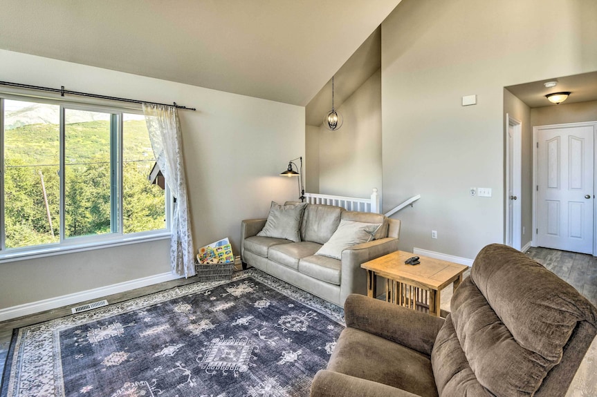 Mtn View Anchorage Escape ~ 15 Mi To Downtown - Long Lake, Anchorage