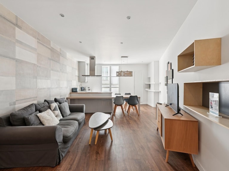 Stylish Two-bedroom Apartment Steps From Vendôme - Gare Saint-Lazare - Paris