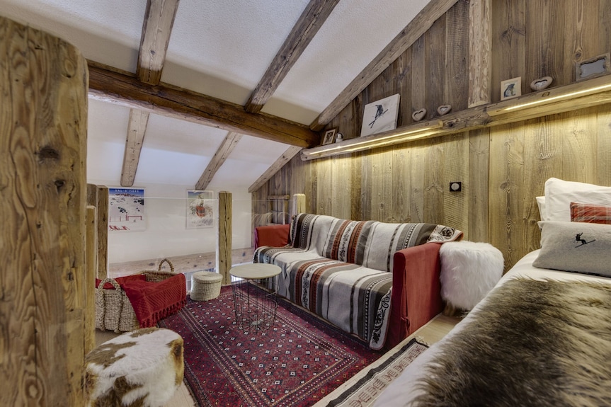 Small Cocoon 34m2 Duplex, Chalet Atmosphere In The Pure Savoyard Tradition. - Tignes