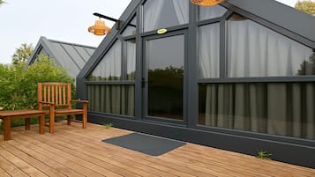 Estúdio luxo | Roupas de cama antialérgicas, individualmente decorados, escrivaninha