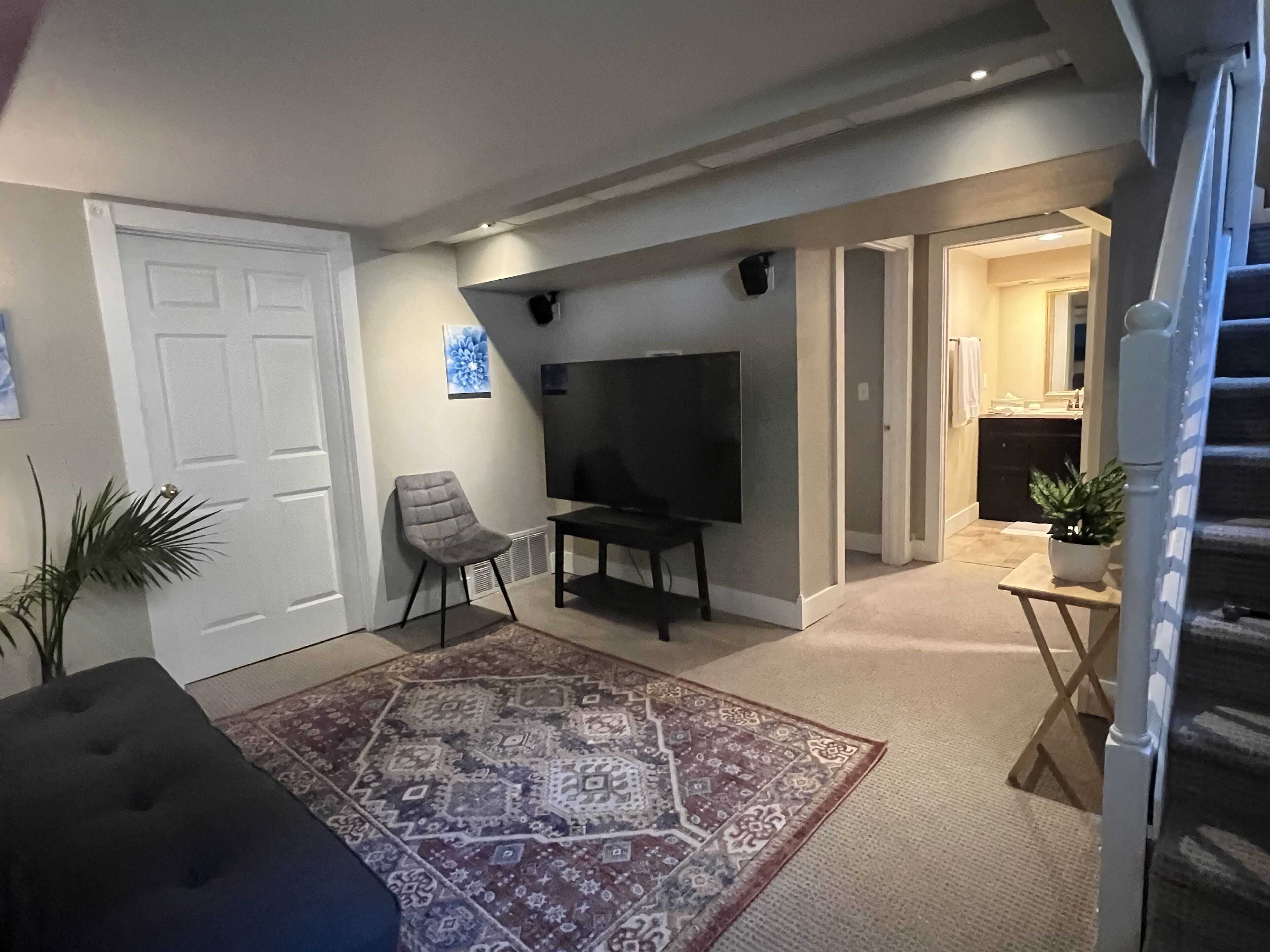 Charming 4 Bedroom, 2 Bath Home Near Dowtown Fargo. - Fargo, ND