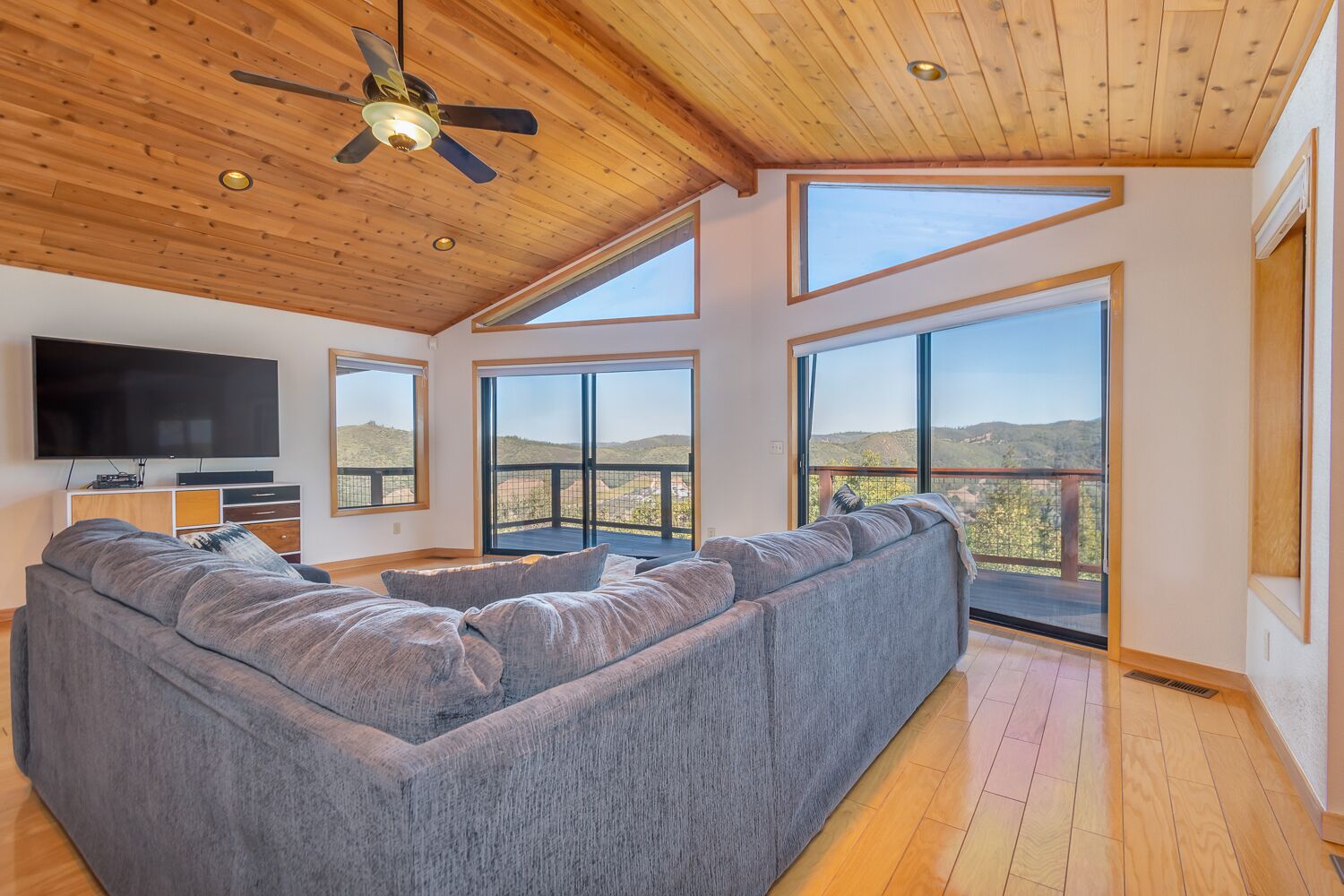 Spectacular Panoramic Vista Views, Close To Wine Tasting And Fine Dining W/ac - Columbia State Historic Park, Columbia