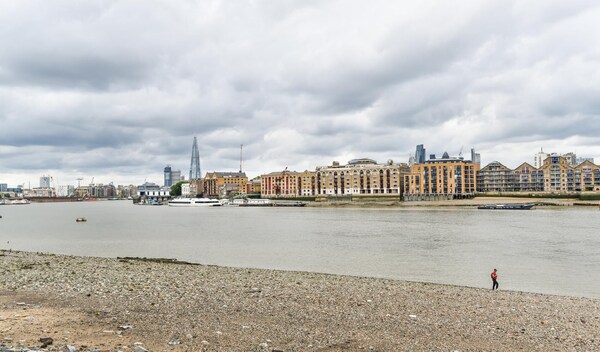 Modern 4 Bedroom Terraced House By The Thames! - Londres