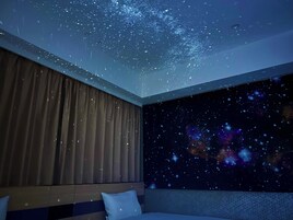 Quarto duplo, para não fumantes (Twin) | Escrivaninha, espaço de trabalho para notebook, Wi-Fi de cortesia