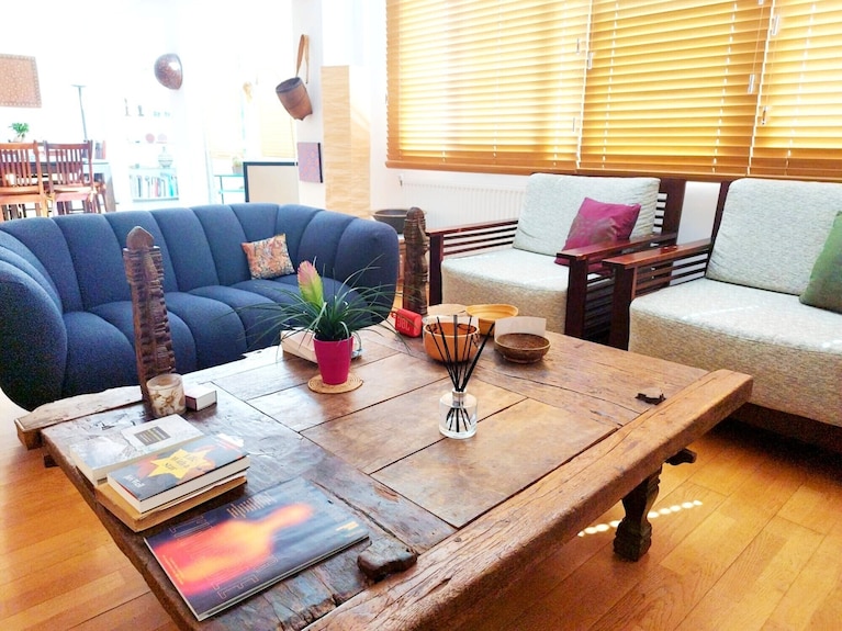 Bright & Artful Loft Typical Parisian Lifestyle Area - Paris