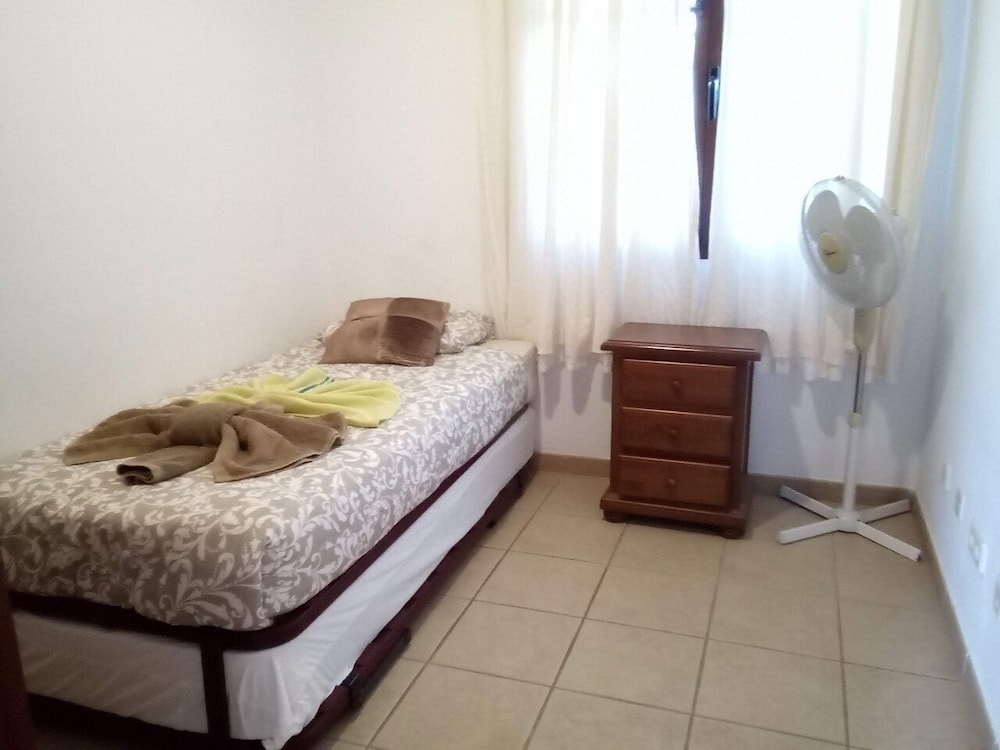 Villa With Private Pool, Beautiful Garden And 3 Bedrooms. - Playa Blanca