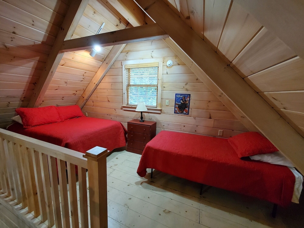 (Cabin 309) Old Glory - Galax, VA