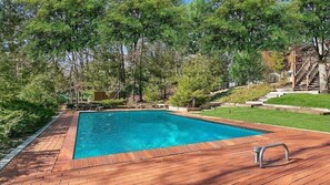 Casa, várias camas (Hollow Tree Hideaway) | Piscina | Piscina exterior, uma piscina aquecida 