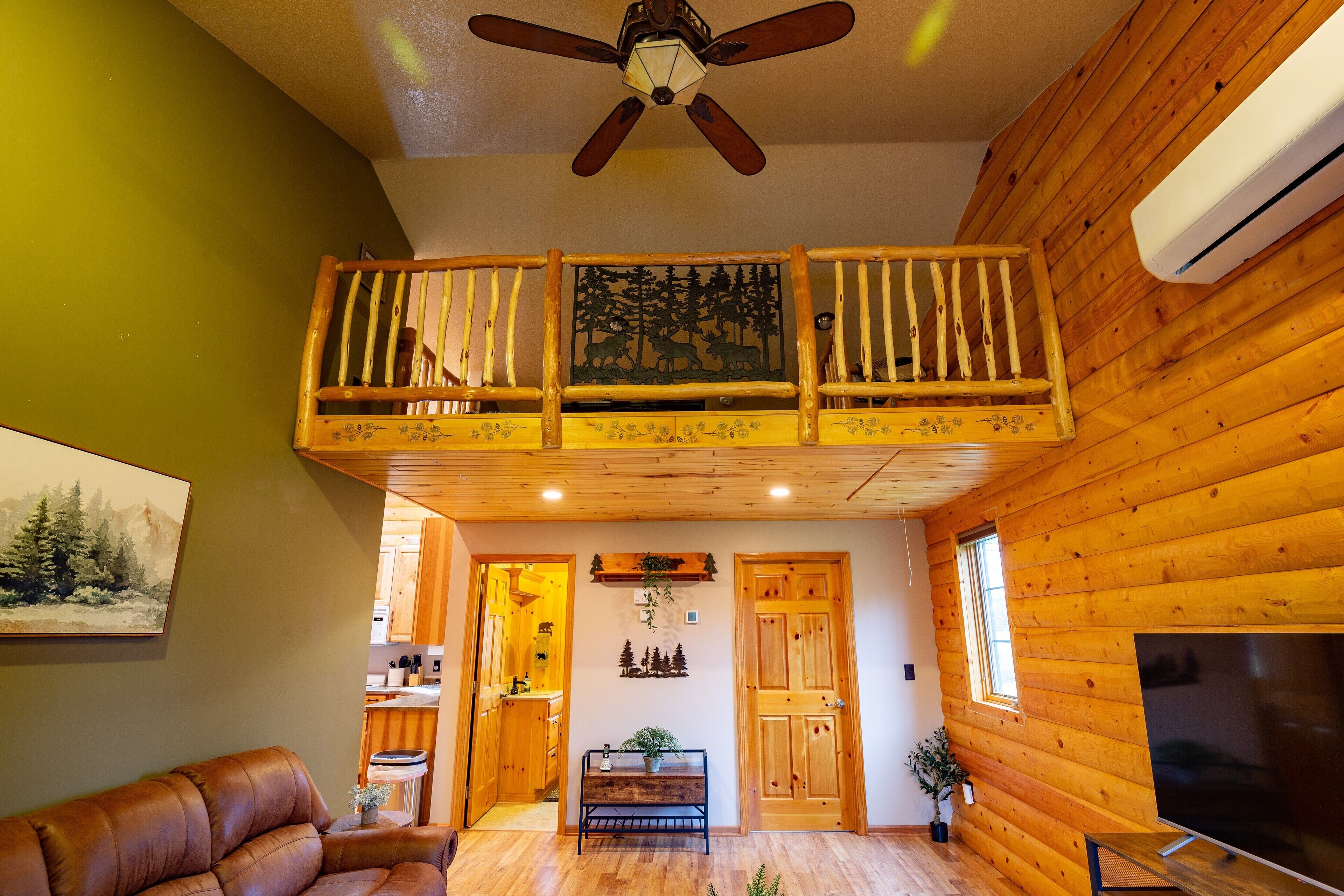 Secluded North Shore Cottage Near The Lake With Cozy Fireplace & Modern Comforts - 明尼蘇達州