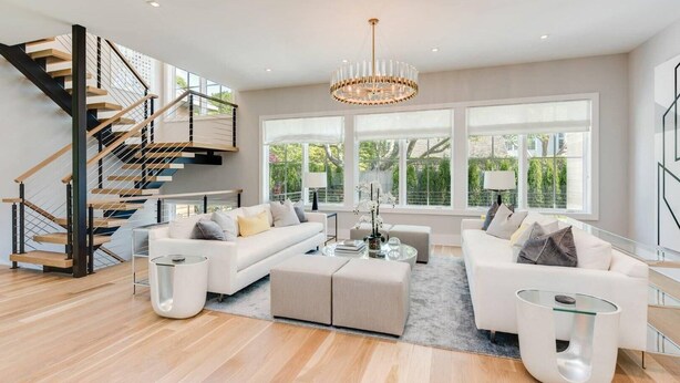 Casa, várias camas (Amagansett Lanes Luxury) | Sala