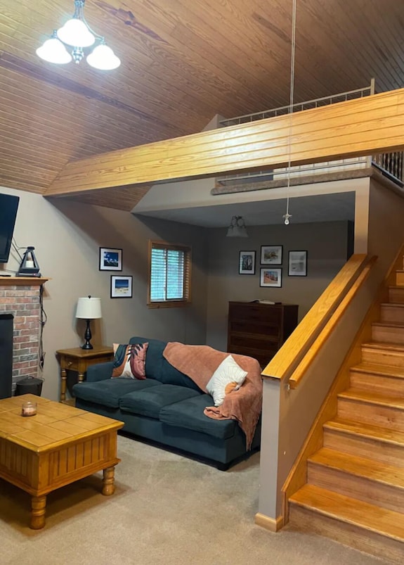 Summersville Lake Pet Friendly Getaway - サマーズビル, WV