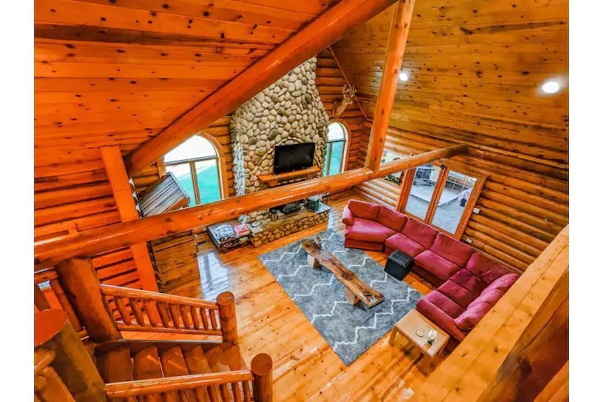 Beautiful Cabin On A Vineyard - Iowa