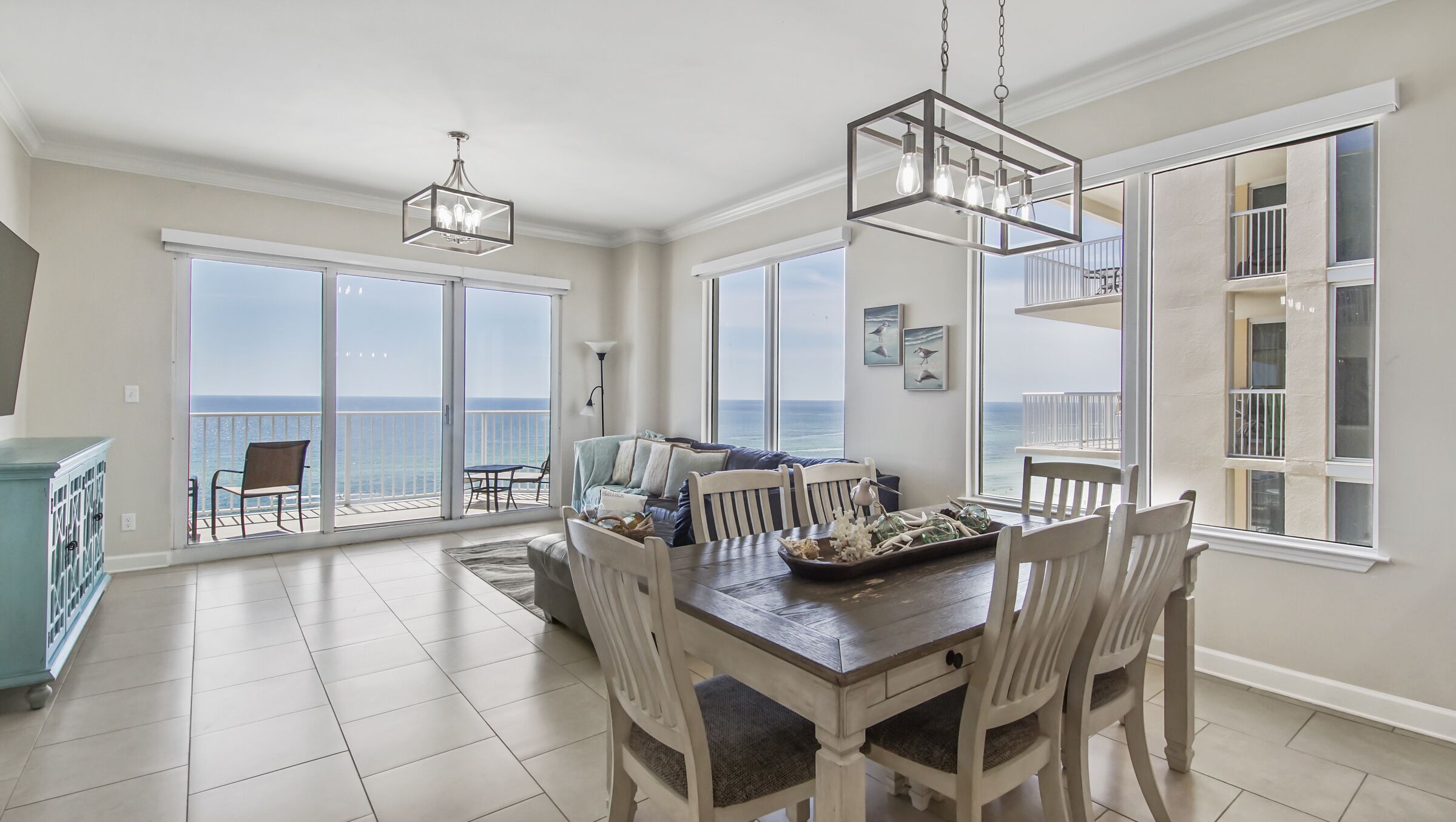 Marisol 4 Br 3 Bath Sleeps 12!! Spacious End Unit On 9th Floor W/beach Chairs - Panama City Beach, FL