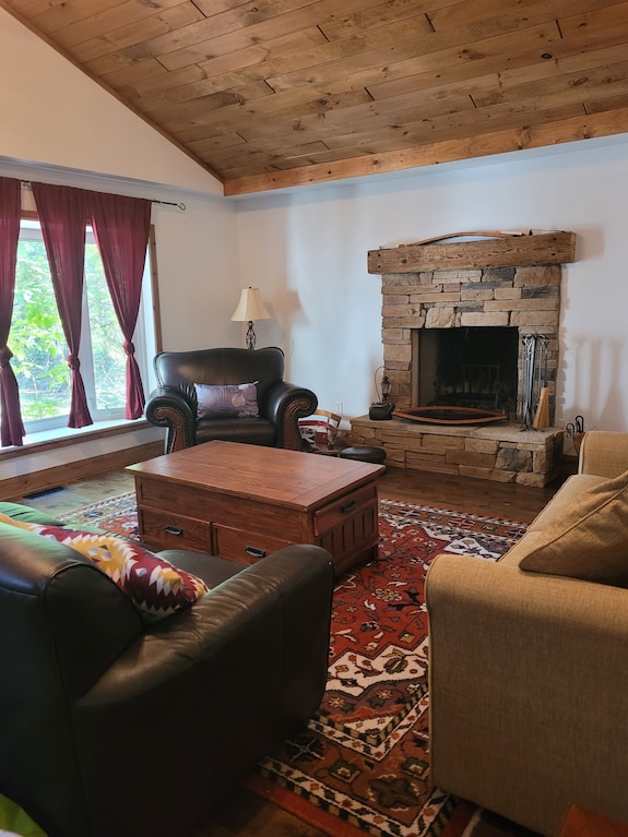 Cozy Chalet At The Blue Mountains With Fire Place And Saltwater Hot Tub - Collingwood