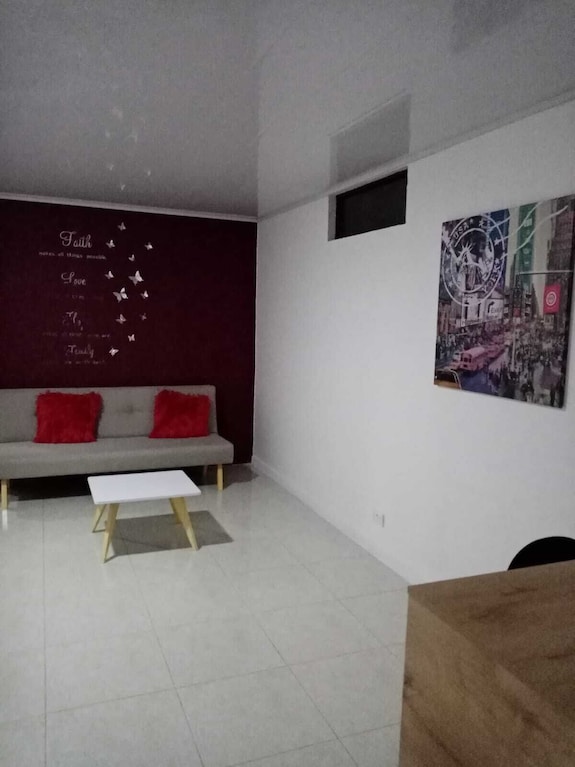 Two Blocks To Town Center - セビリア