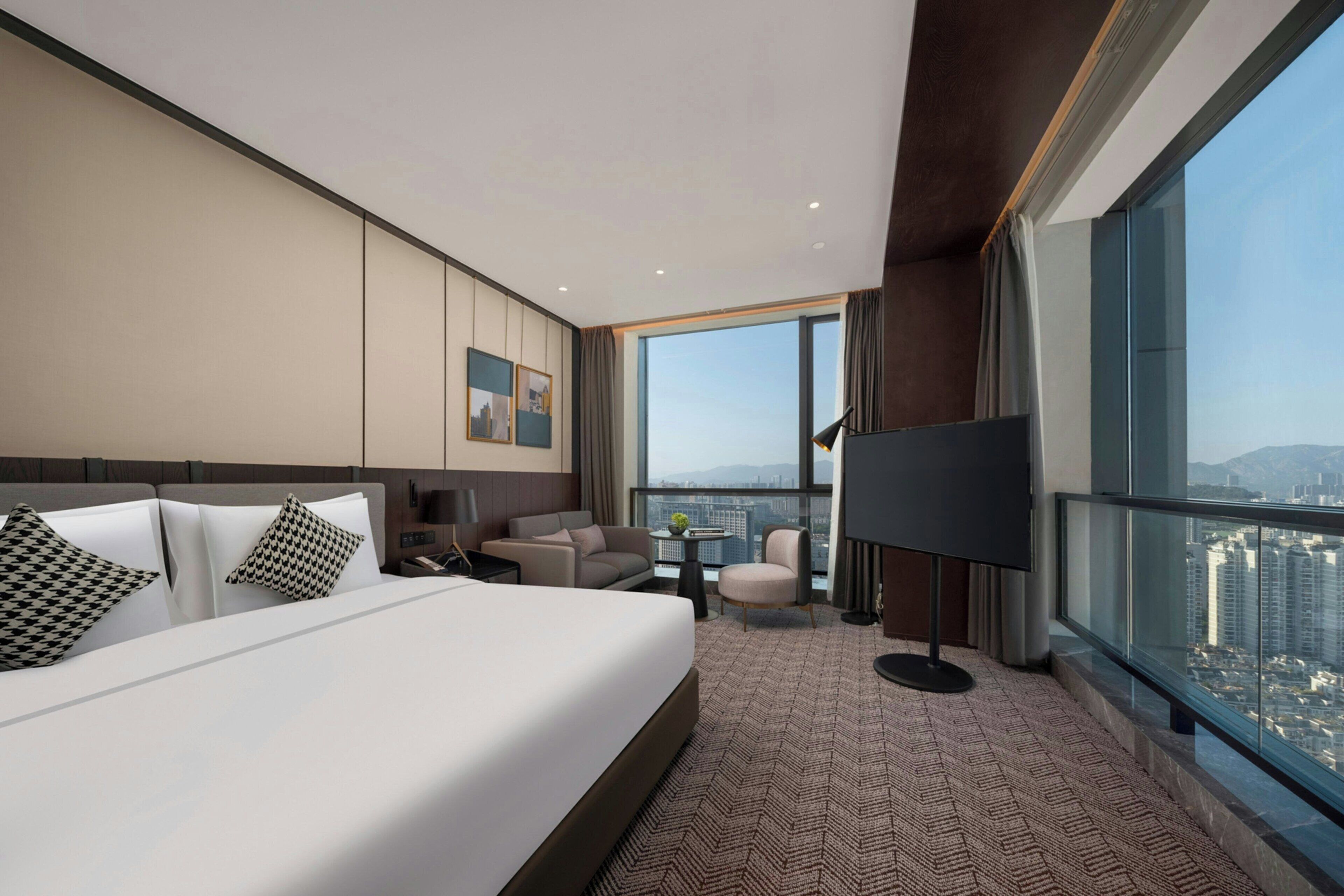 Quarto Deluxe, 1 cama king-size, Vista para a cidade | Cofre no quarto, cortinas/cortinados opacos, quartos insonorizados 