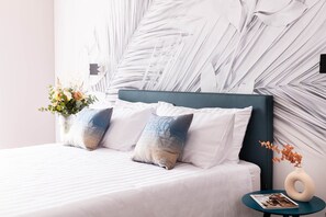 Quarto Superior | Roupa de alta qualidade, edredões de penas, minibar, cofre no quarto 