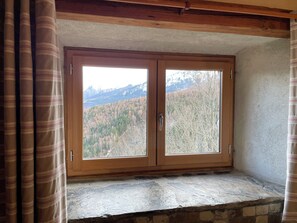 Gite Marmotte, sauna & hamam, vue montagne | 4 quartos, camas de colchão Tempur-Pedic, com decoração personalizada 