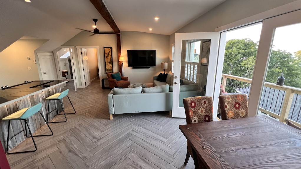 New Two Bedroom Penthouse With Views Of Campobello! - 東港