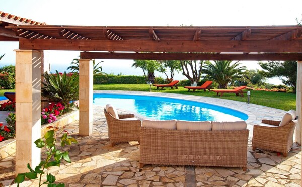 Villa Anemos In Spartia - Grecia